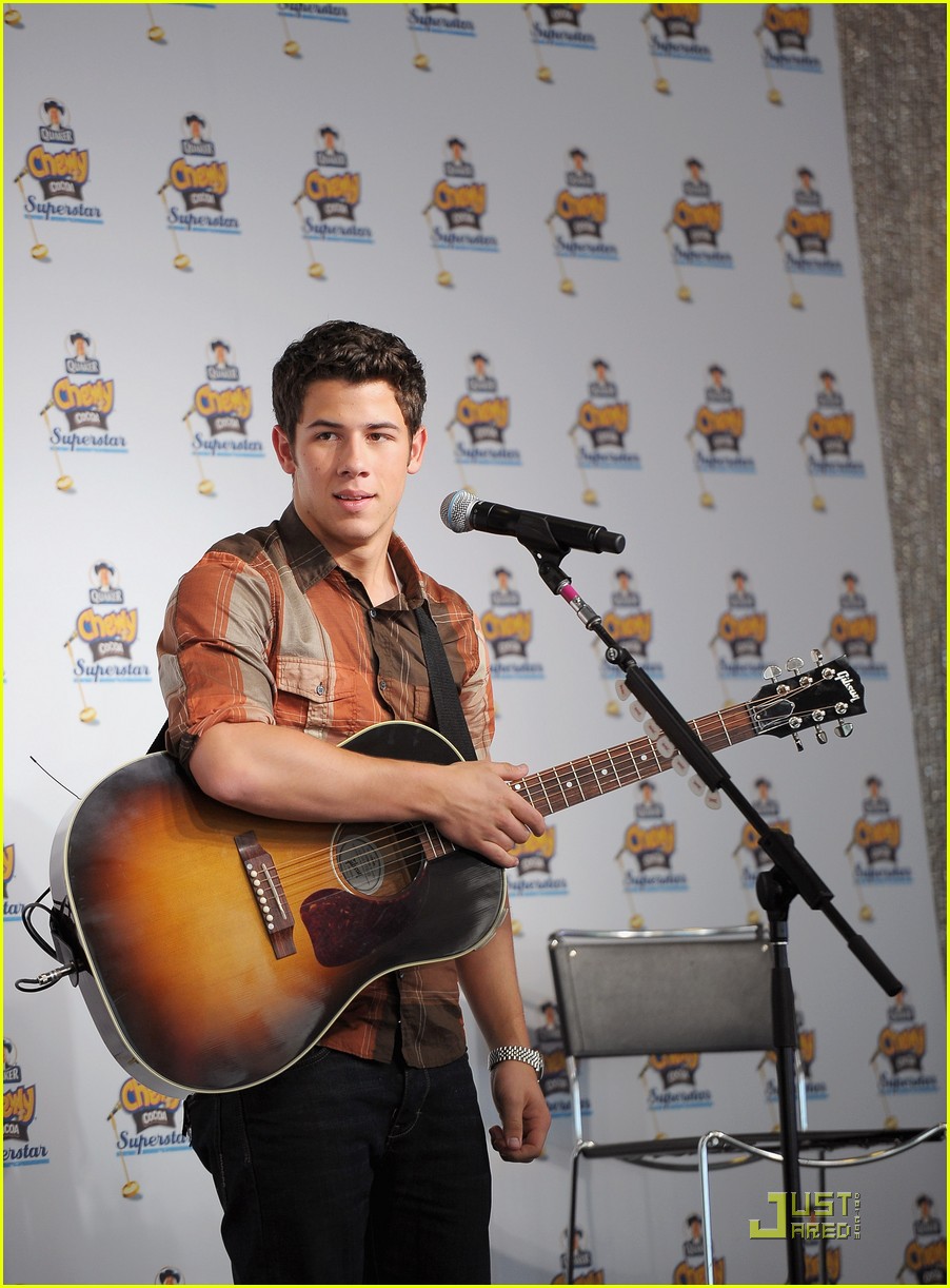 Nick Jonas Chewy Superstar Concert Photo 420898 Photo Gallery