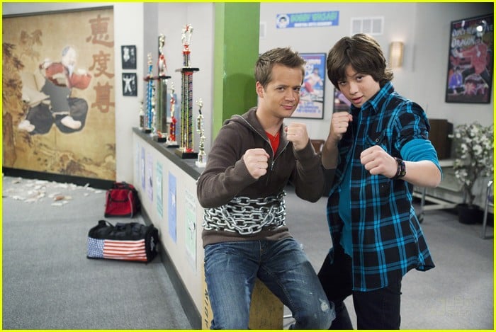 Jason Earles Has a Dojo Day Afternoon | Photo 422162 - Photo Gallery | Just Jared Jr.