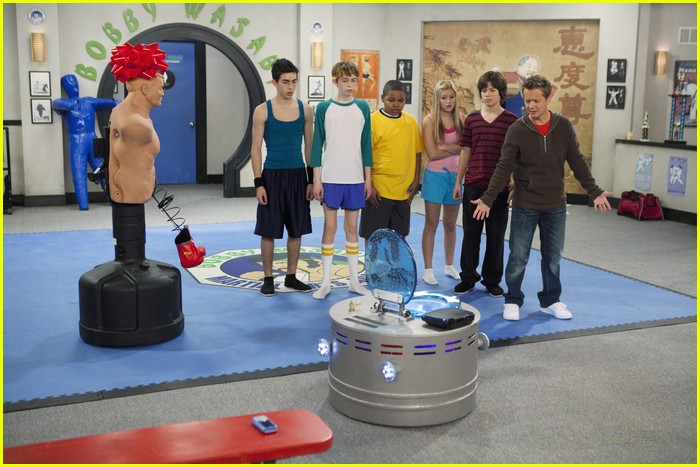 Jason Earles Has a Dojo Day Afternoon | Photo 422167 - Photo Gallery ...