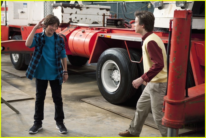 Jason Earles Has a Dojo Day Afternoon | Photo 422179 - Photo Gallery ...