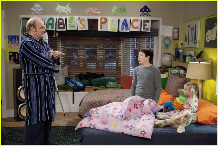 Phill Lewis Directs 'Good Luck Charlie' | Photo 421922 - Photo Gallery ...