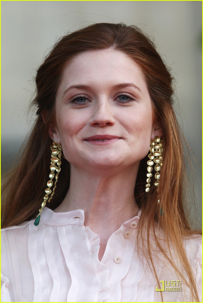 Bonnie Wright & Jamie Campbell Bower: Harry Potter Pair | Photo 425388 ...
