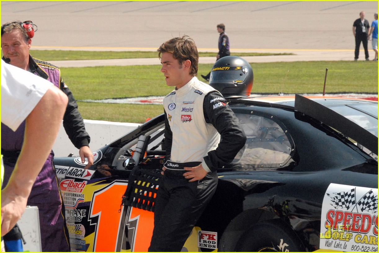 Zac Efron: Let's Go Racing | Photo 427028 - Photo Gallery | Just Jared Jr.