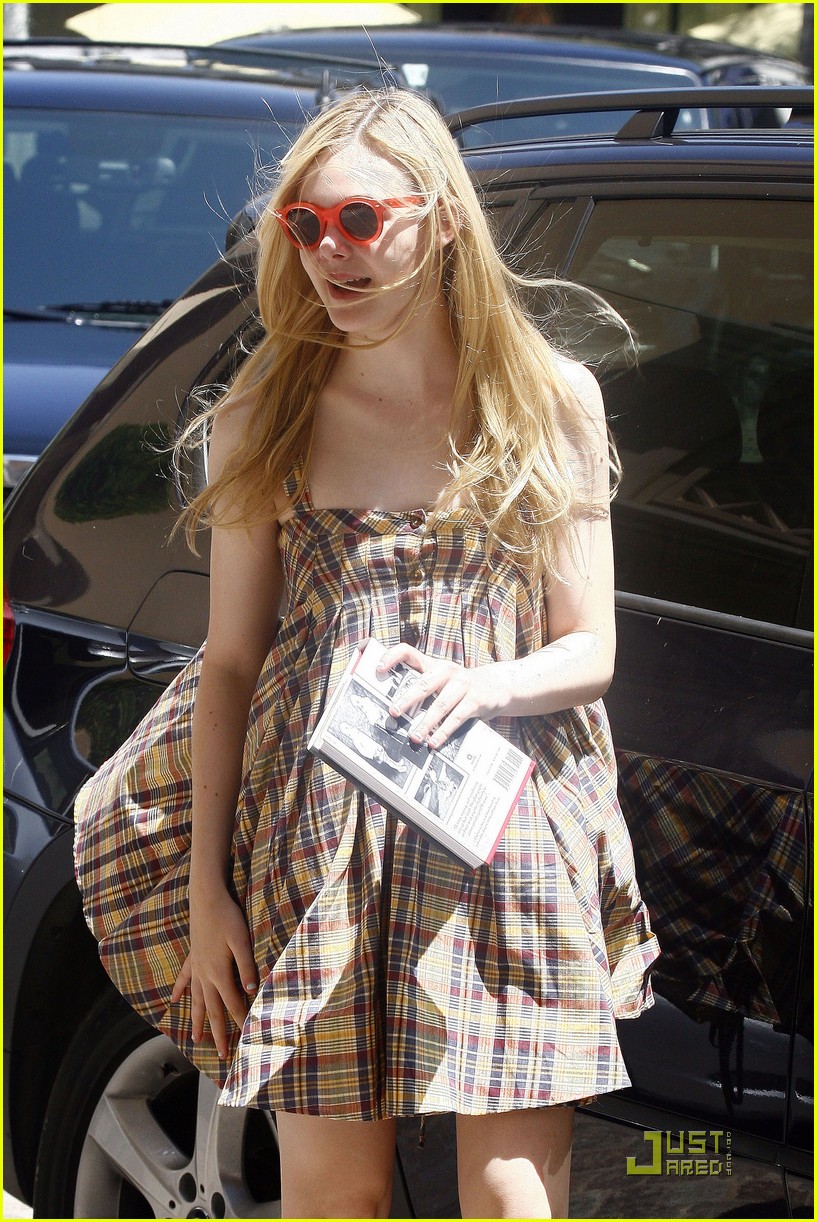 Full Sized Photo of elle fanning twixt posters 03 | Elle Fanning: Vote ...