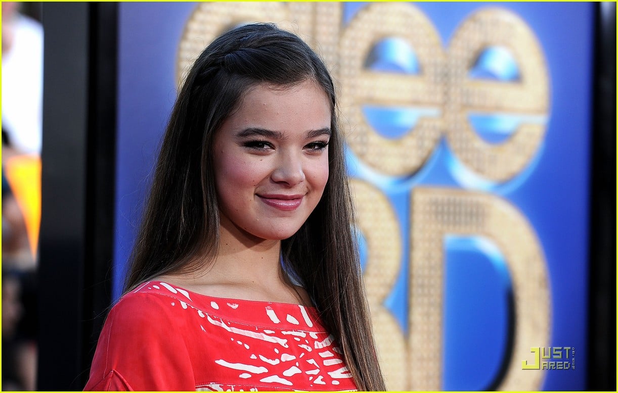 Hailee Steinfeld Gets 'Glee'ful | Photo 429869 - Photo Gallery | Just ...