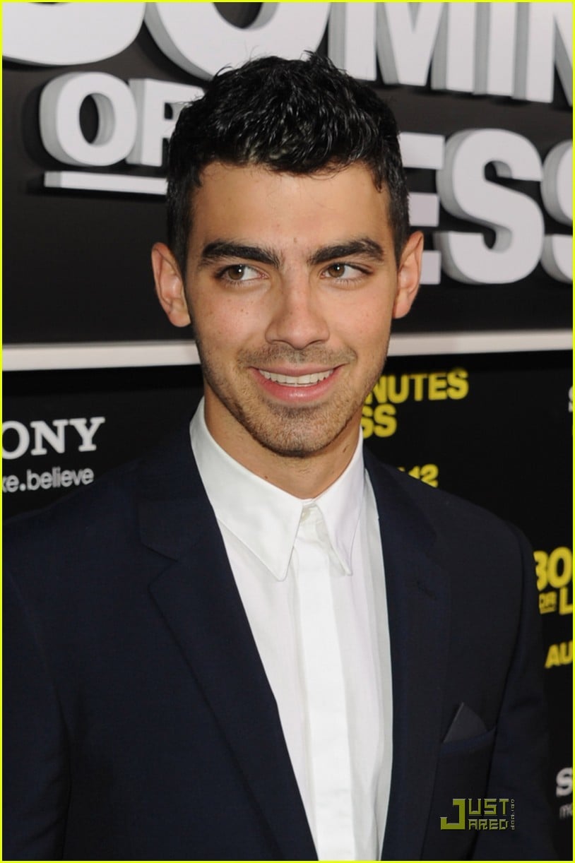 Joe Jonas: '30 Minutes Or Less' Premiere! | Photo 430575 - Photo ...