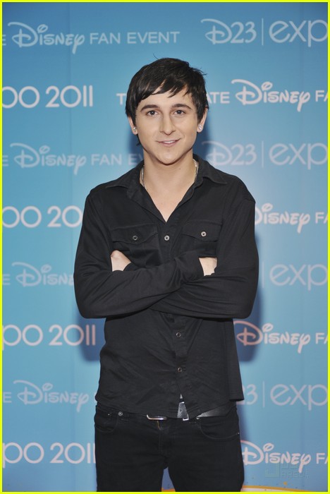 Mitchel Musso & Doc Shaw: 'Kings' of D23 | Photo 433228 - Photo Gallery ...