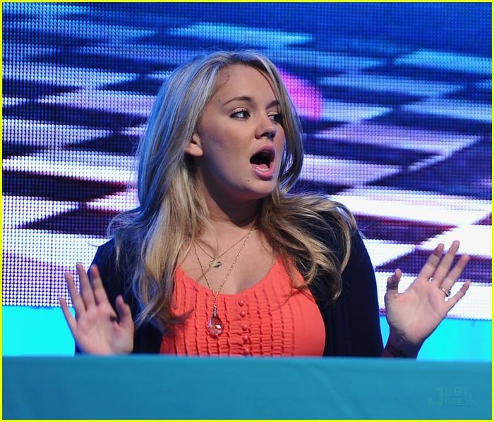 D23 Gets 'So Random' | Photo 434125 - Photo Gallery | Just Jared Jr.