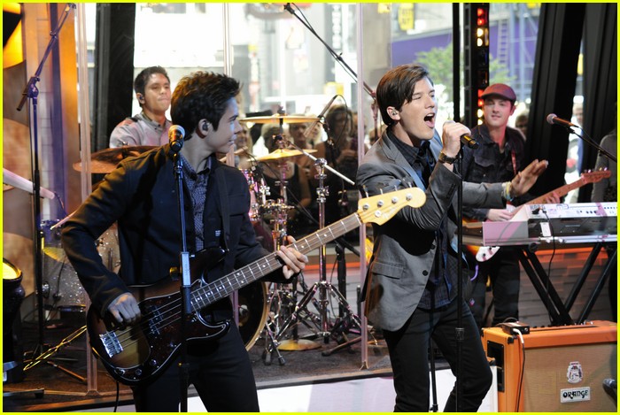 Allstar Weekend Rocks 'Good Morning America' | Photo 439281 - Photo ...
