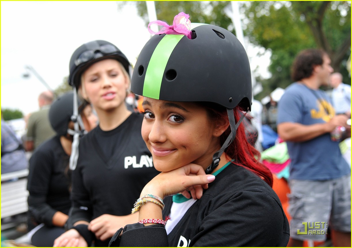 Daniella Monet Gets Slimed For Worldwide Day Of Play Photo 438823