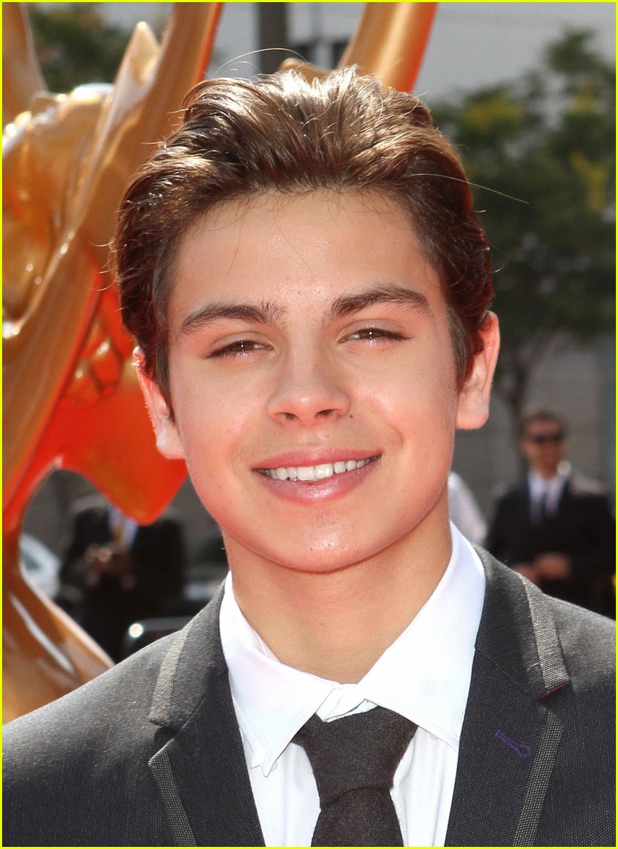 Jake T. Austin: ALMA & Creative Arts Emmys! | Photo 435915 - Photo ...