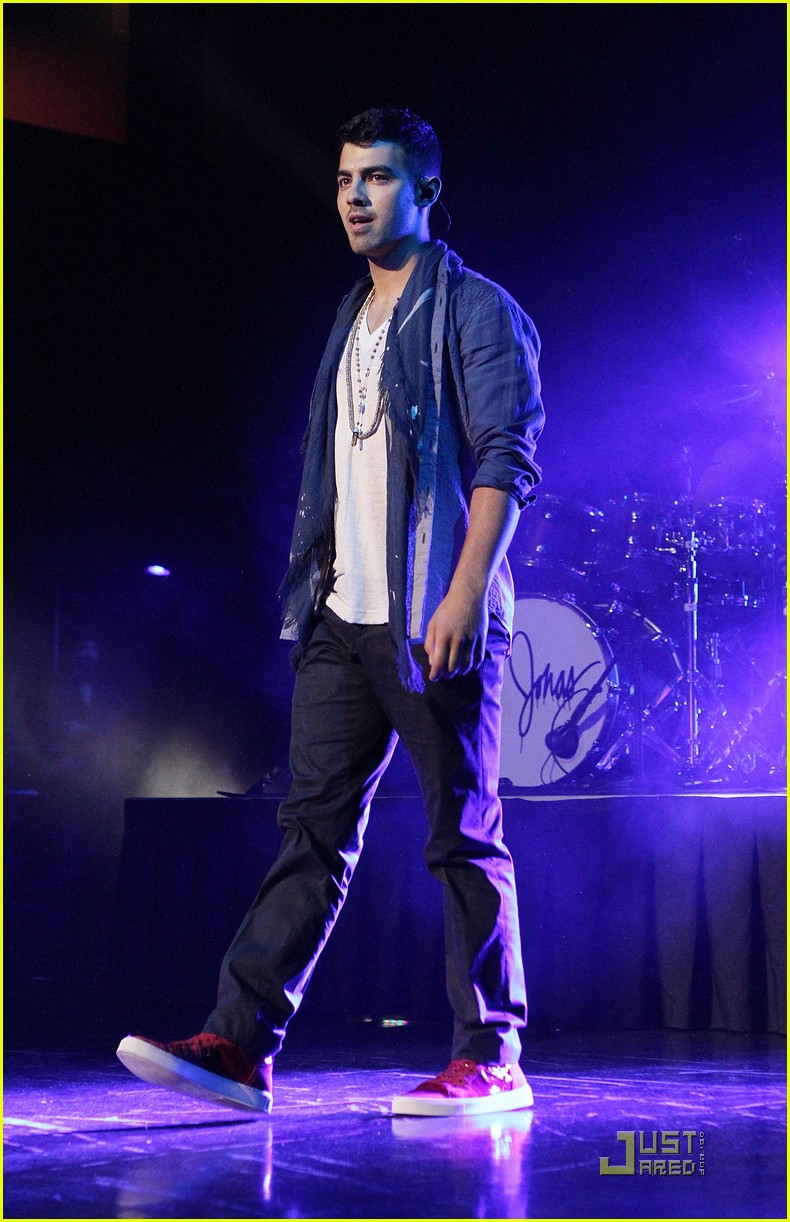 Joe Jonas: House of Blues Boy! | Photo 435025 - Photo Gallery | Just ...