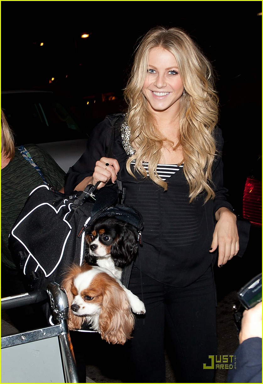 Full Sized Photo of julianne hough lax pups 01 | Julianne Hough: 'I Ate ... Full Sized Photo of julianne hough lax pups 01 | Julianne Hough: 'I Ate ...