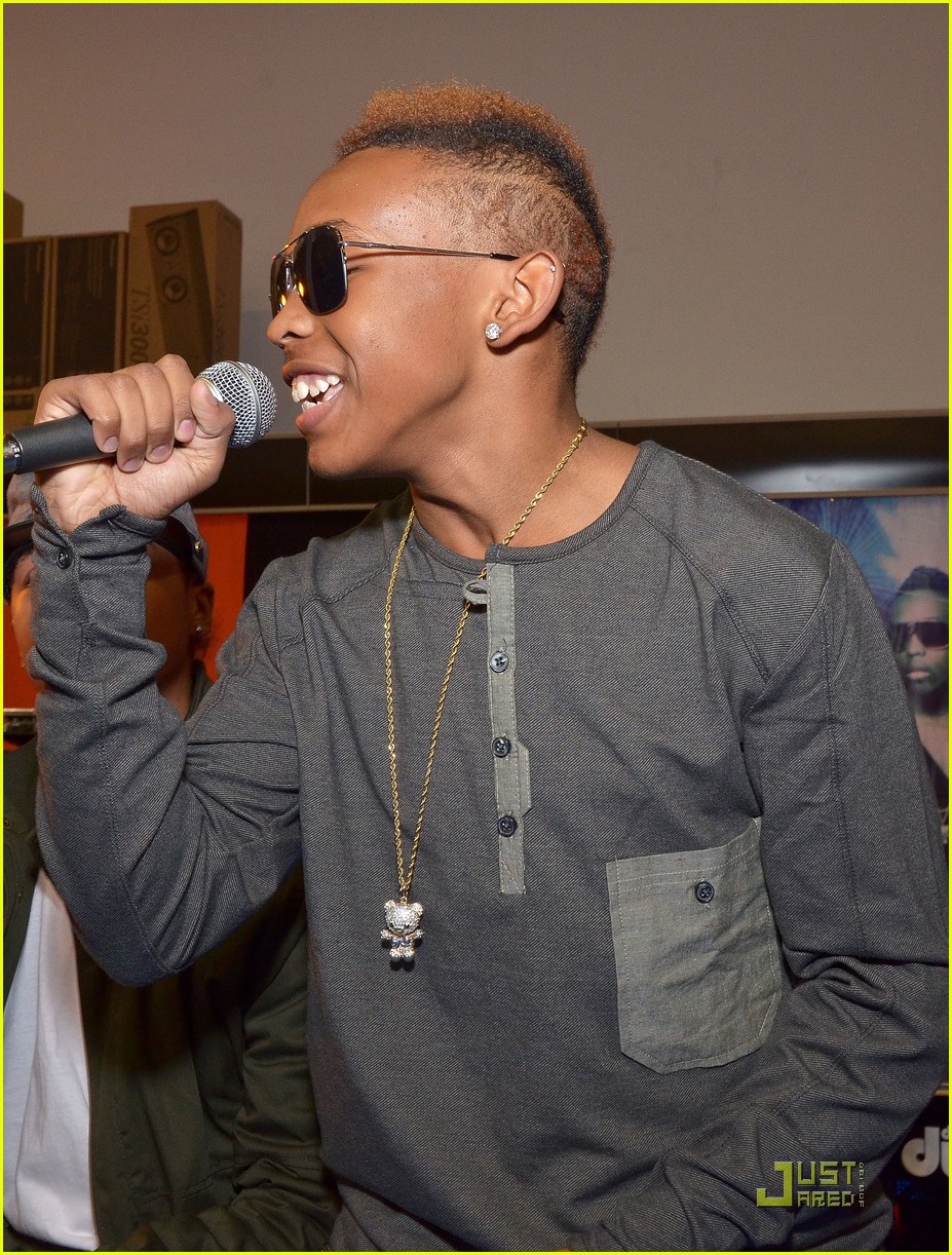 Mindless Behavior: Hello Fans in Philly! | Photo 437912 - Photo Gallery ...