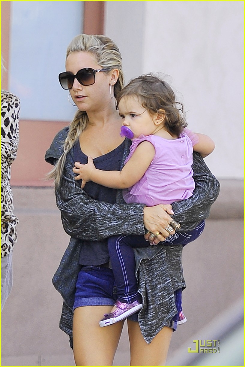 Jennifer Tisdale Daughter