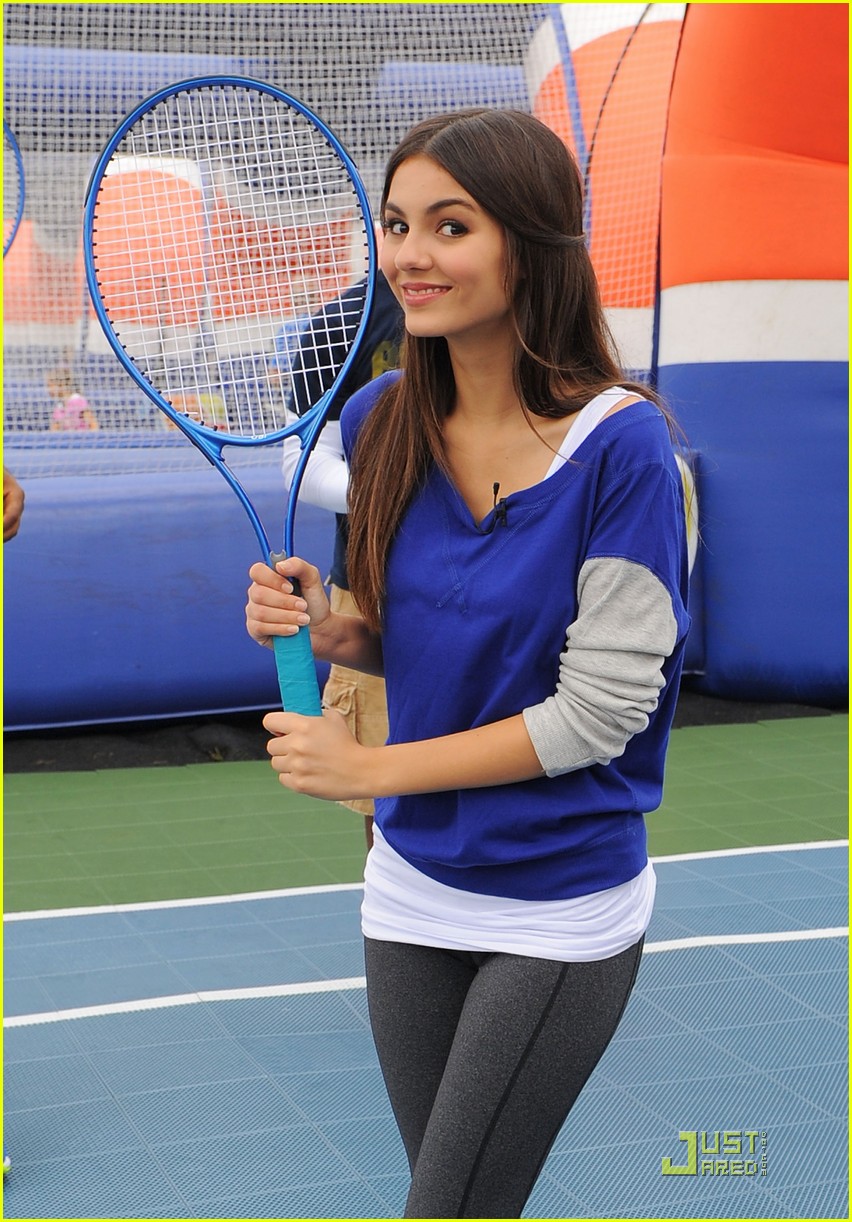 Victoria Justice: Obstacle Course in DC with Matt Bennett | Photo ...
