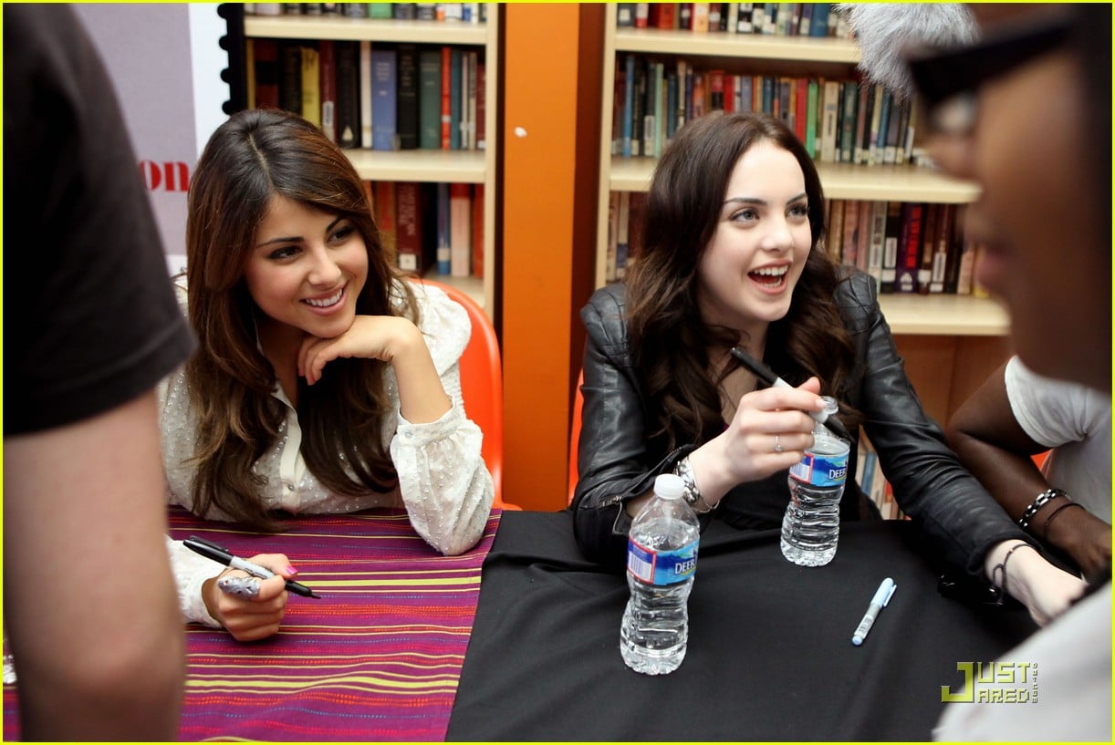 Victorious Cast: Signing in Washington, D.C.! | Photo 438271 - Photo ...