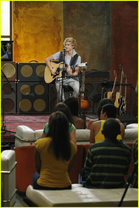 Zendaya & Cody Simpson: More 'PrankStars' Pics! | Photo 437752 - Photo ...