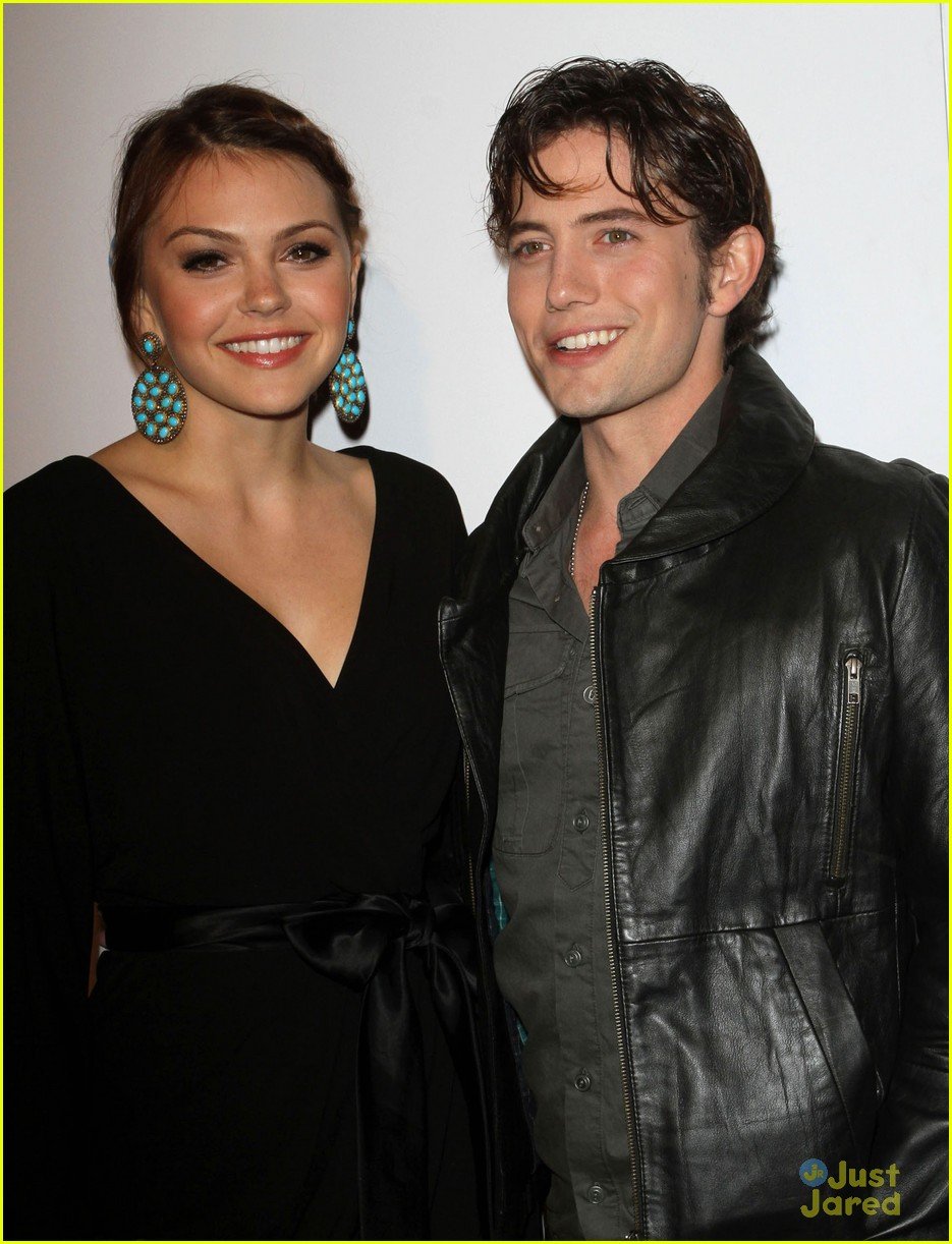 Aimee Teegarden & Jackson Rathbone: 'Aim High' Premiere Pair | Photo ...