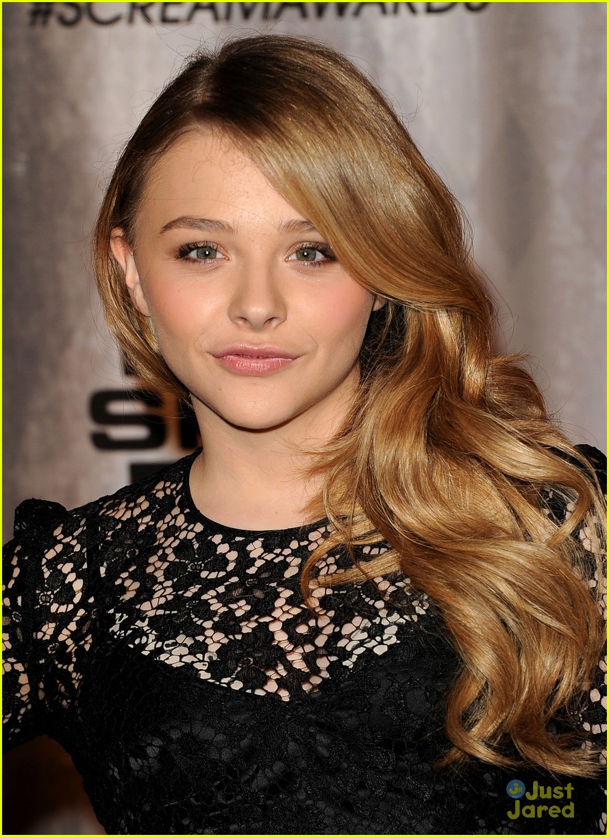 Chloe Moretz: Lollipop Girl at Scream Awards! | Photo 442624 - Photo ...