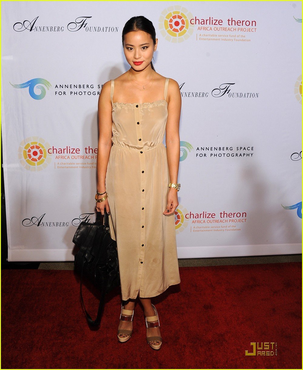 Jamie Chung: 'Reach' Benefit Beauty | Photo 442360 - Photo Gallery ...