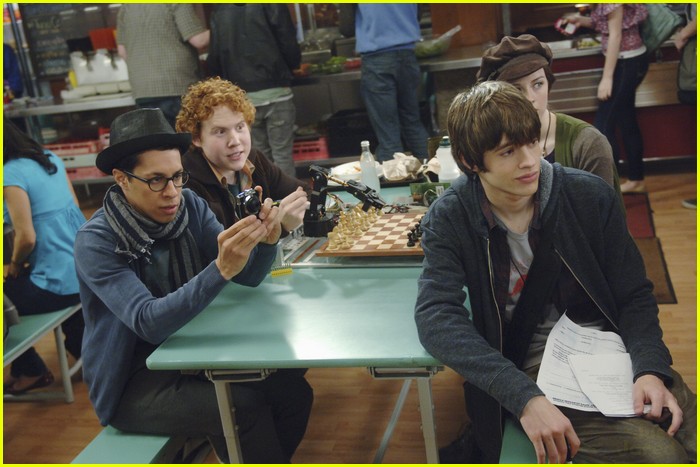 Matt Prokop & Sarah Hyland: 'Geek Charming' Premieres Nov 11th! | Photo ...