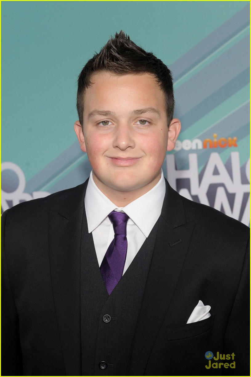 Noah Munck Knows 'How To Rock' The Halo Awards | Photo 444483 - Photo ...