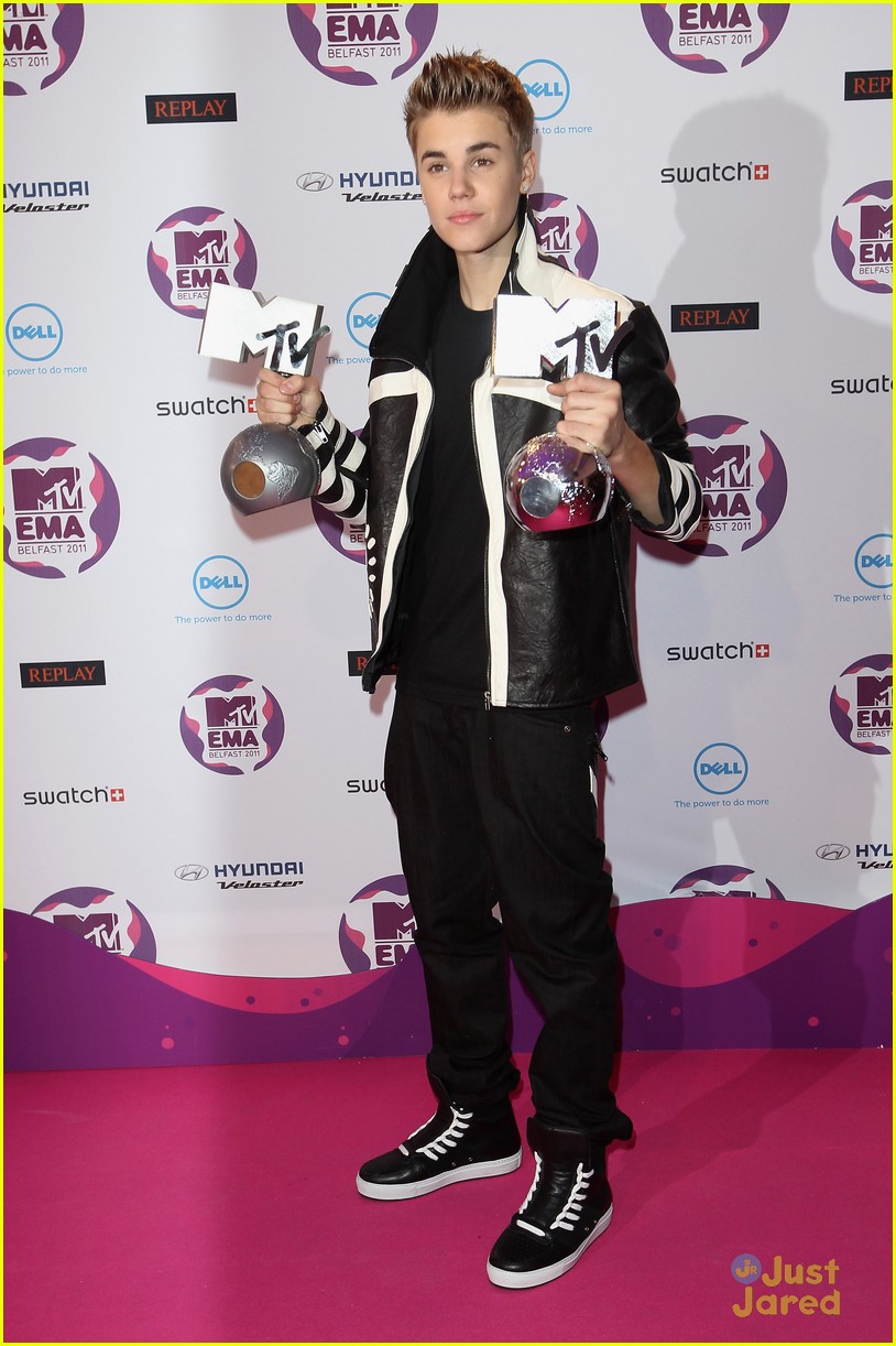 Justin Bieber: Big Winner at MTV EMAs! | Photo 446054 - Photo Gallery ...