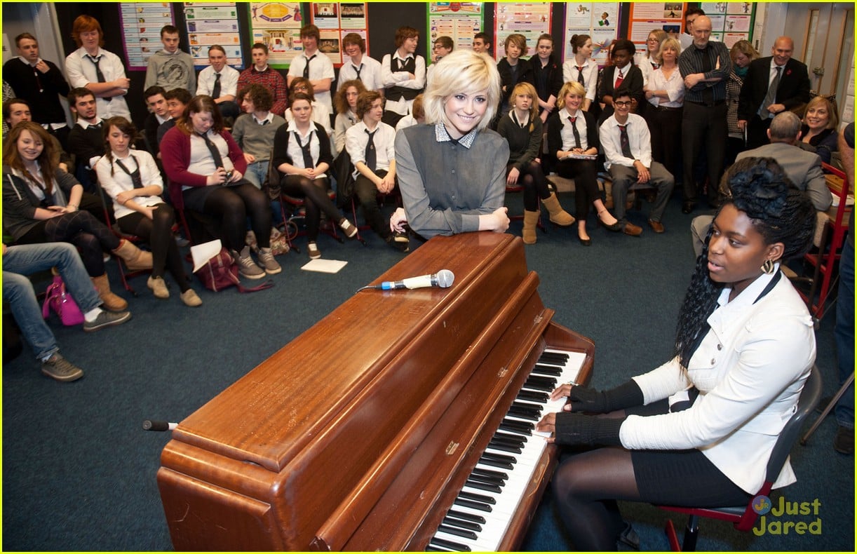 Pixie Lott: Hillhead High School Surprise! | Photo 447127 - Photo ...
