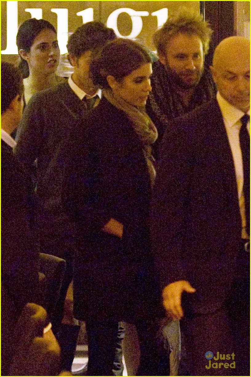 Nikki Reed & Jackson Rathbone: LAX Landing | Photo 445320 - Photo ...