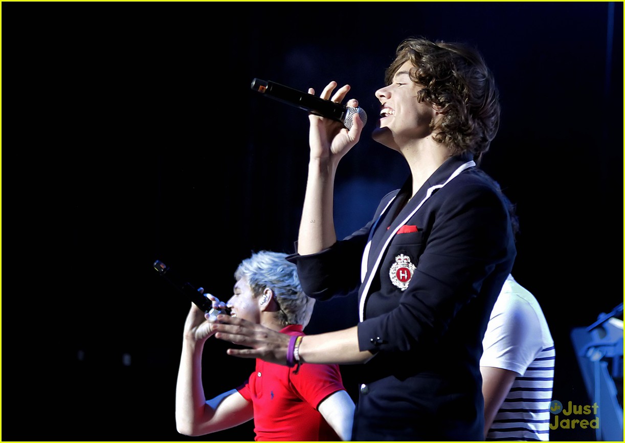 One Direction: Manchester Men | Photo 453031 - Photo Gallery | Just ...