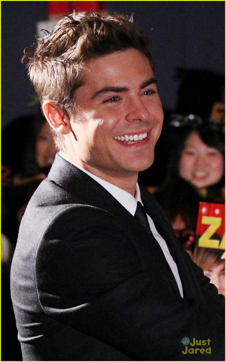 Zac Efron: 'New Year's Eve' in Tokyo! | Photo 452263 - Photo Gallery ...