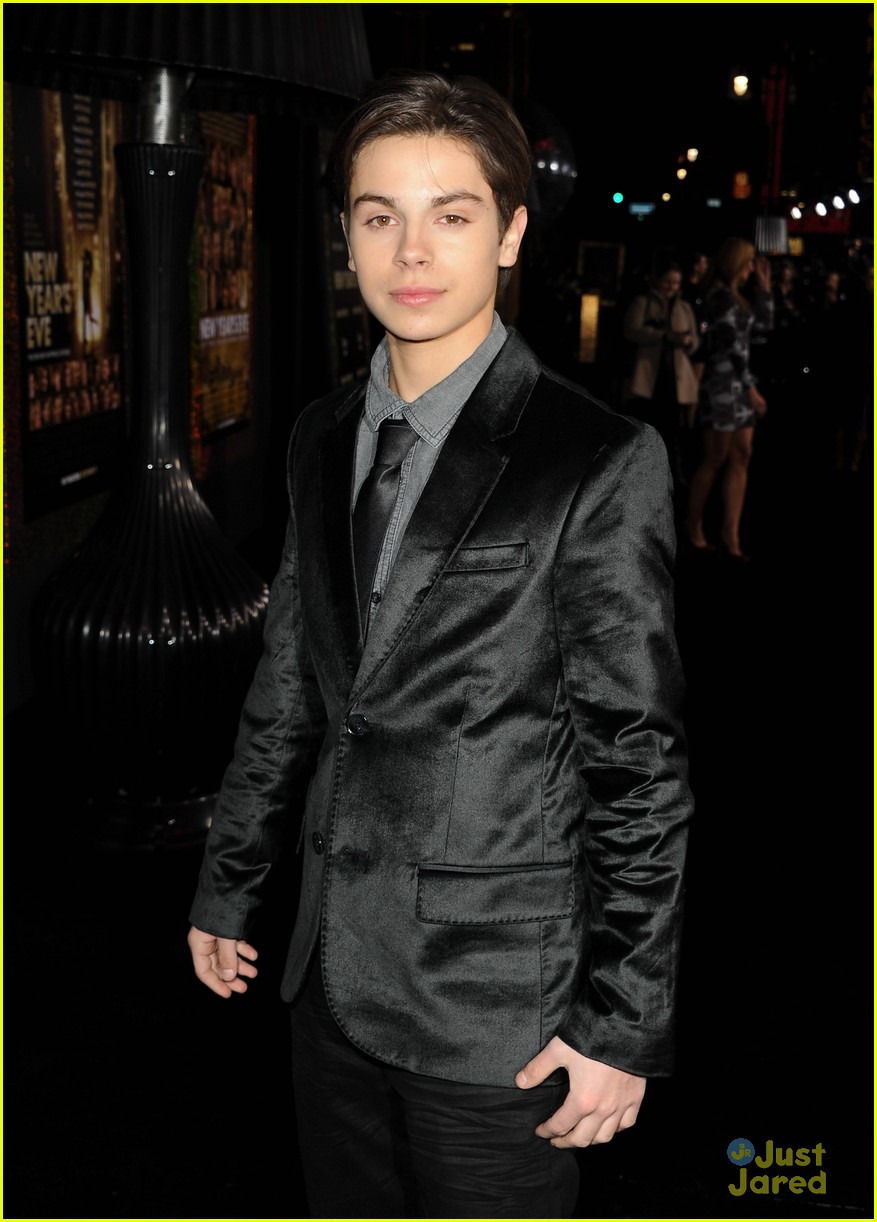 Jake T. Austin: Abigail Breslin is a 'Really Cool Person' | Photo ...