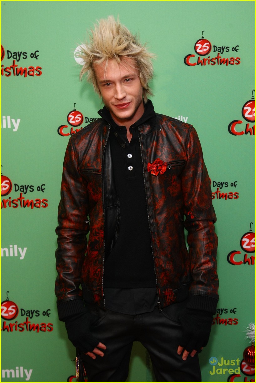 Erica Dasher & Nick Roux: ABC Family's Winter Wonderland | Photo 450872 ...