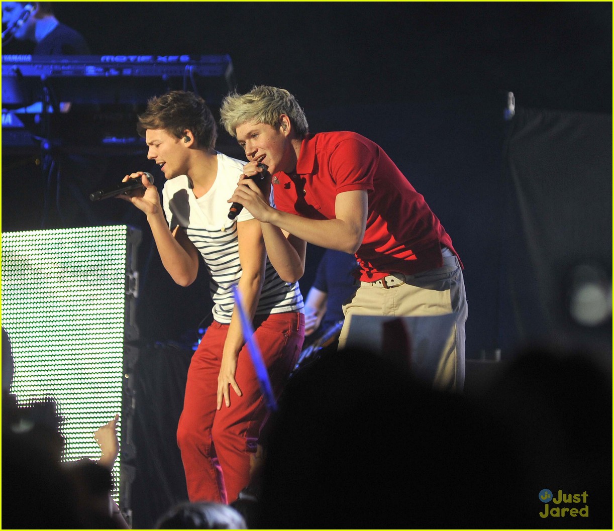 One Direction: iCarly Guest Stars! | Photo 457503 - Photo Gallery ...