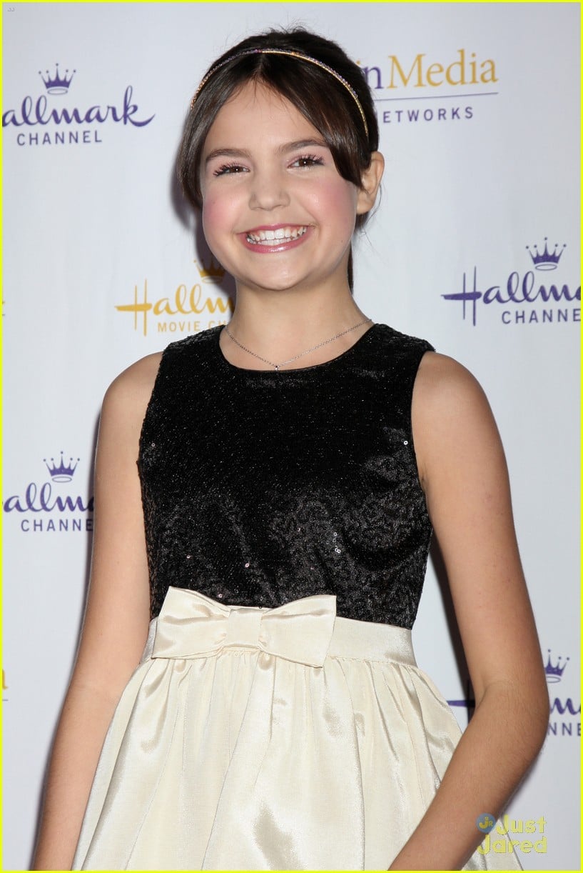 Bailee Madison: Hallmark Channel Gala | Photo 456170 - Photo Gallery ...