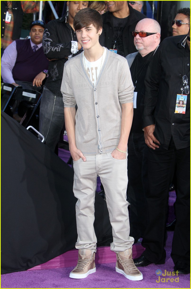 Justin Bieber: Michael Jackson Hand & Footprint Ceremony | Photo 457321 ...