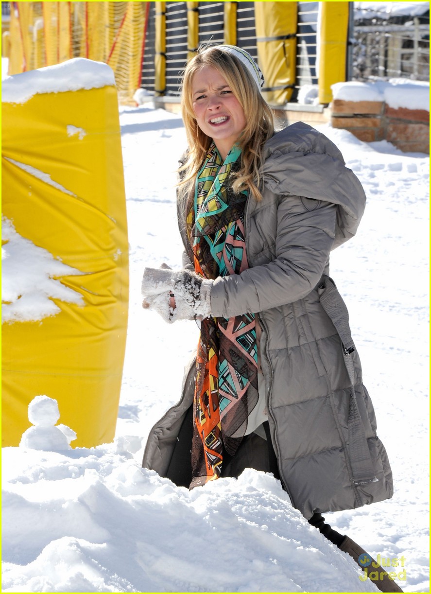 Britt Robertson Almost Missed Sundance! | Photo 456944 - Photo Gallery ...