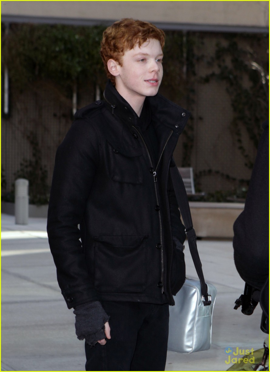 Cameron Monaghan: 'Shameless' Salute | Photo 456349 - Photo Gallery ...