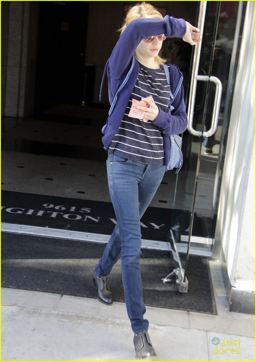 Emma Roberts Meets Jared Leto | Photo 456343 - Photo Gallery | Just ...