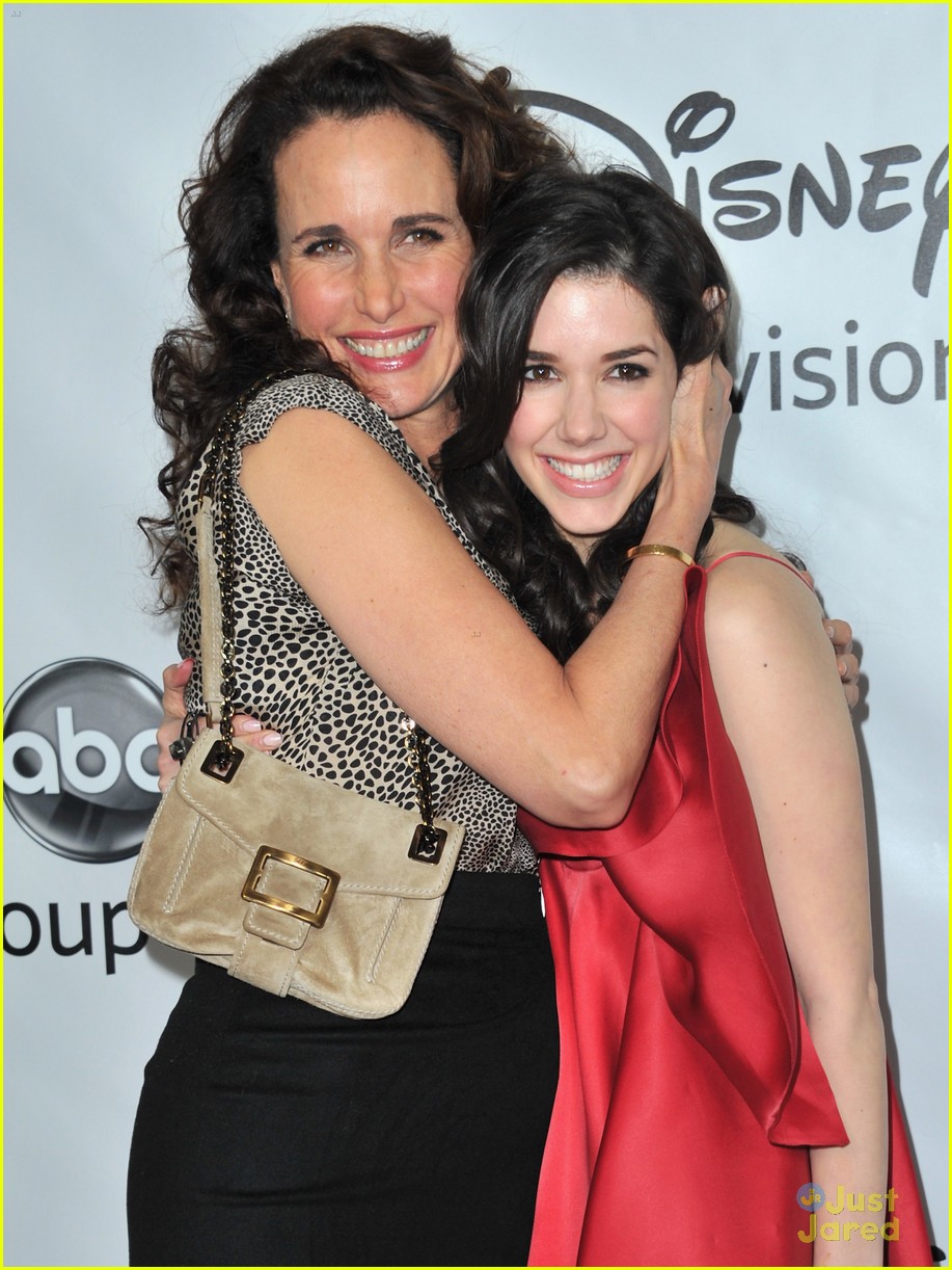 Erica Dasher: 'Got To Put It On' | Photo 454761 - Photo Gallery | Just ...