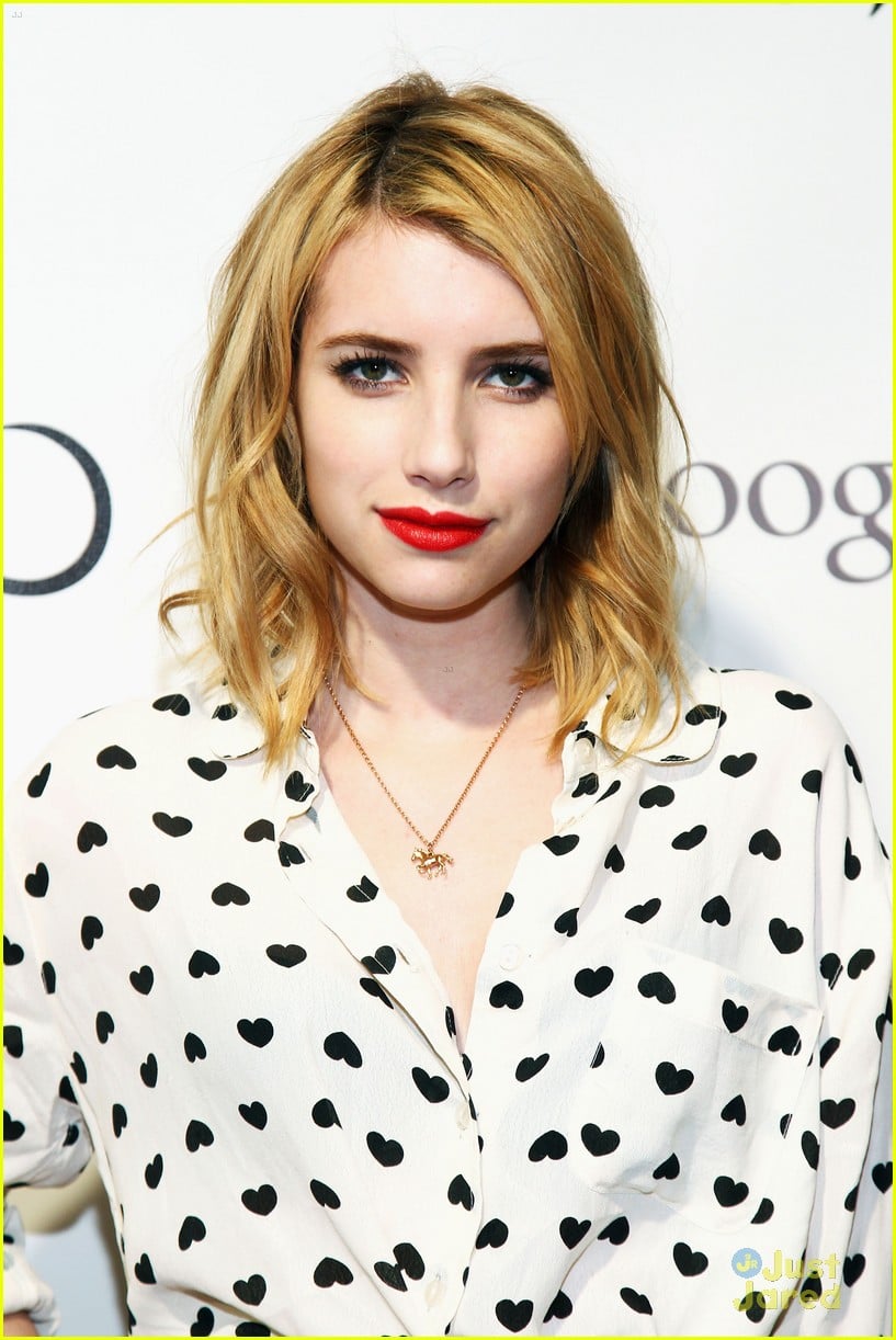 Emma Roberts: 'Adult World' is a Quirky, Coming of Age Story | Photo ...