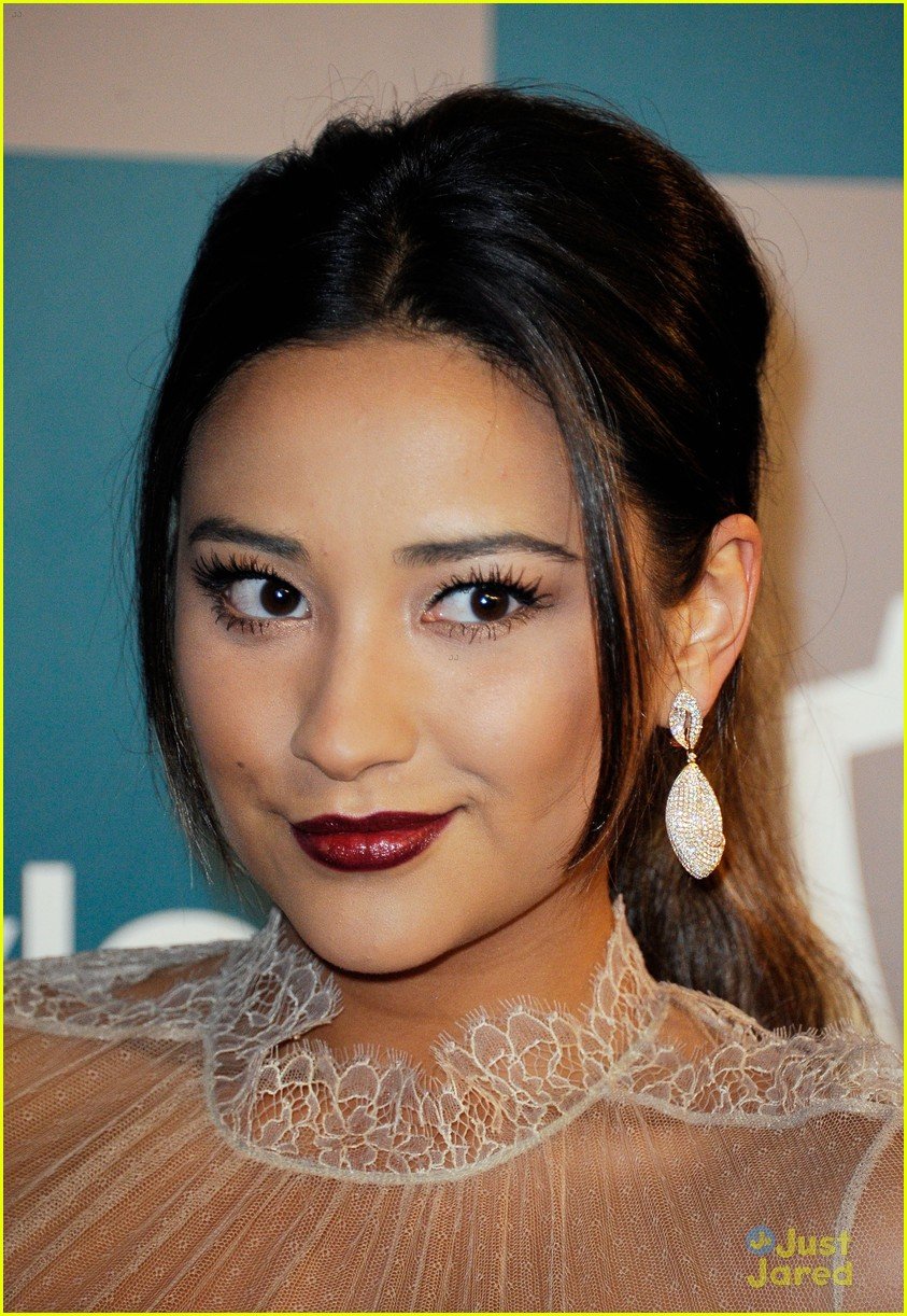 Full Sized Photo of shay ashley instyle gg party 08 | Shay Mitchell ...