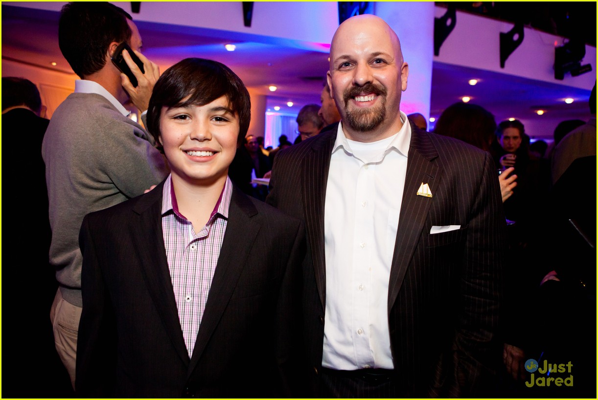 Ahmaogak Sweeney: 'Big Miracle' Premiere in Washington D.C. | Photo ...