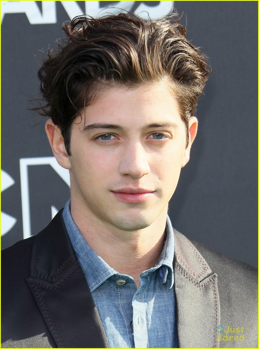 Debby Ryan: Chris Galya's Princess on 'Jessie' | Photo 460810 - Photo ...