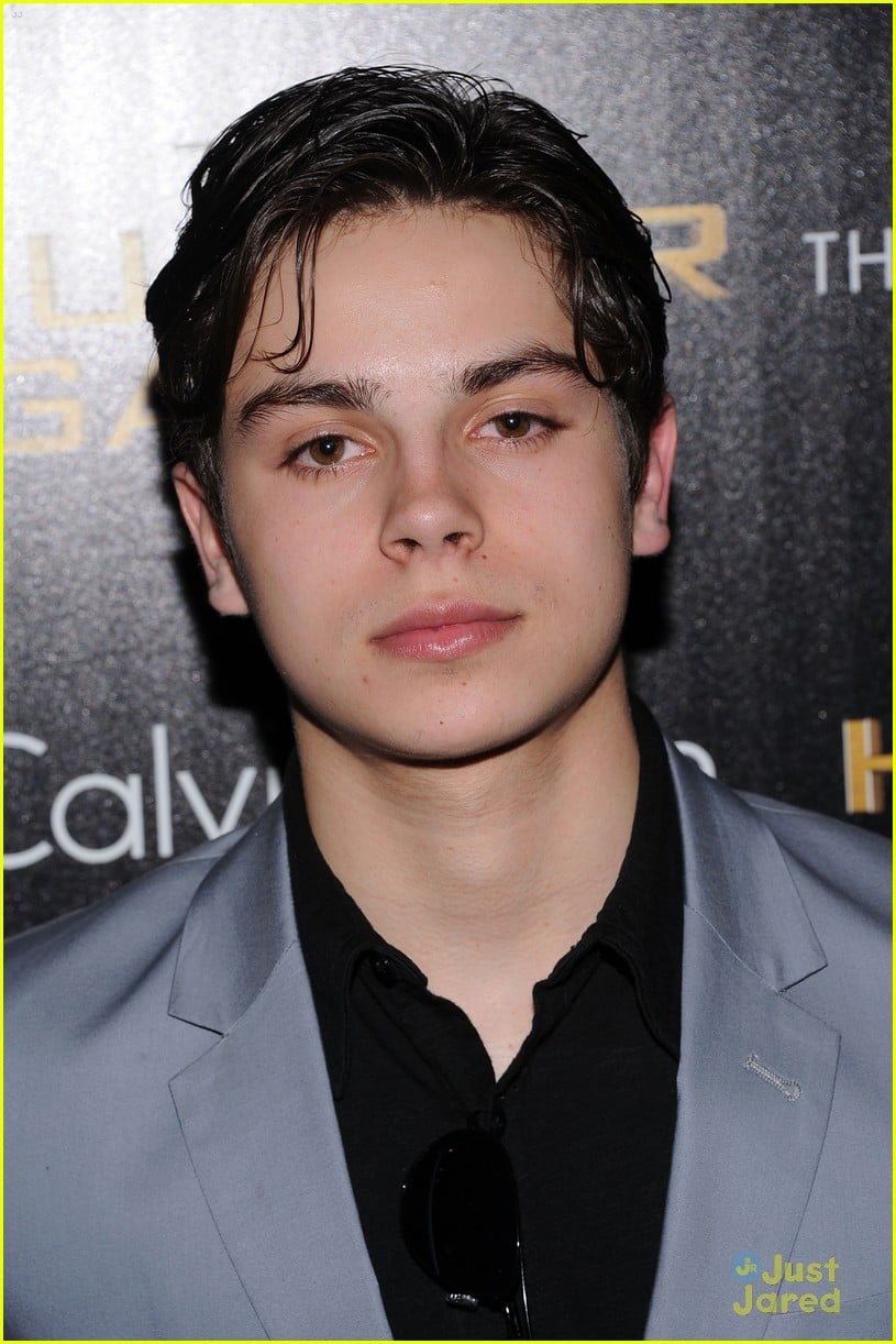 Abigail Breslin & Jake T. Austin: 'The Hunger Games' Screening | Photo ...