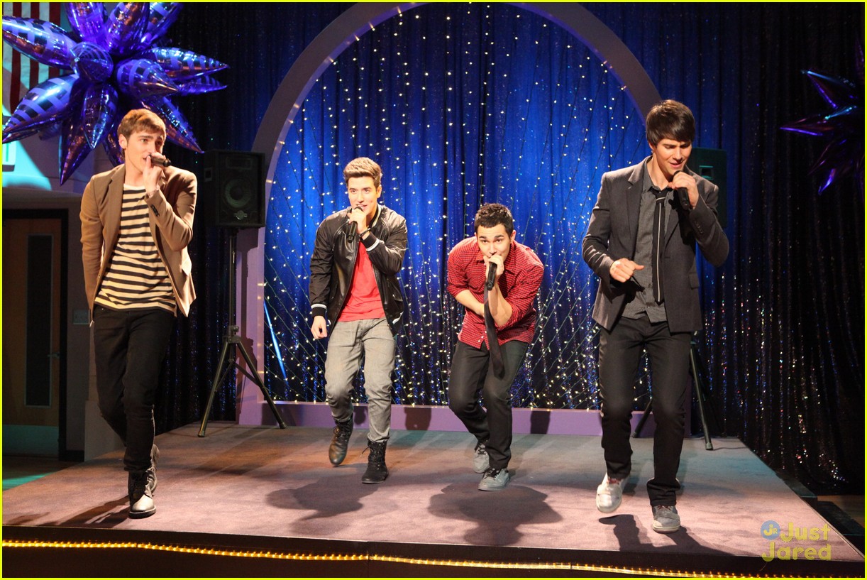Big Time Rush Learns 'How To Rock' | Photo 462410 - Photo Gallery ...