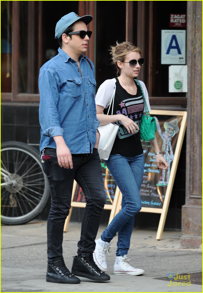 Emma Roberts Promotes 'Pretty Amazing' | Photo 465389 - Photo Gallery ...