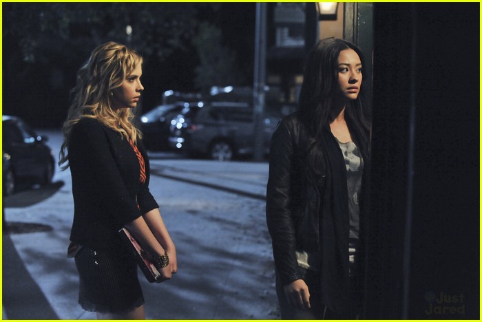 Pretty Little Liars: 'If These Dolls Could Talk...' | Photo 463199 ...