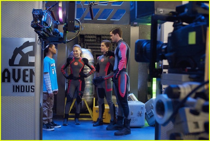 Lab Rats Runaway Train Photo 464432 Photo Gallery Just Jared Jr